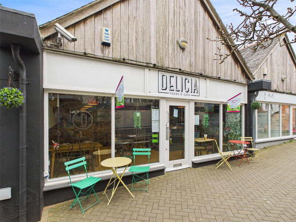 Wadebridge, PL27 7DJ