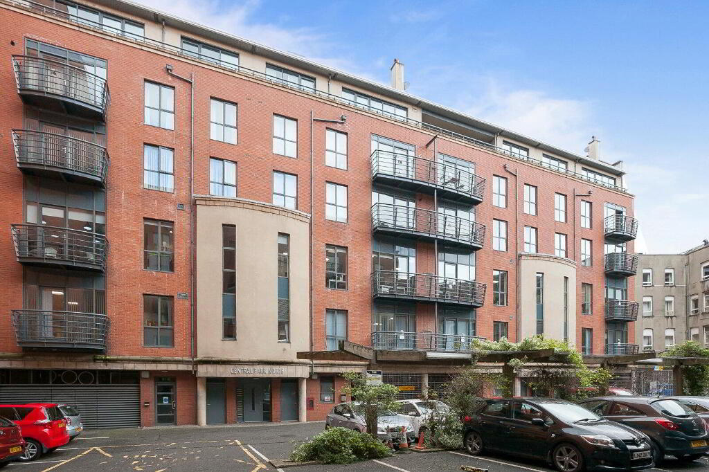 E1 Central Park, 33 Alfred Street, Belfast