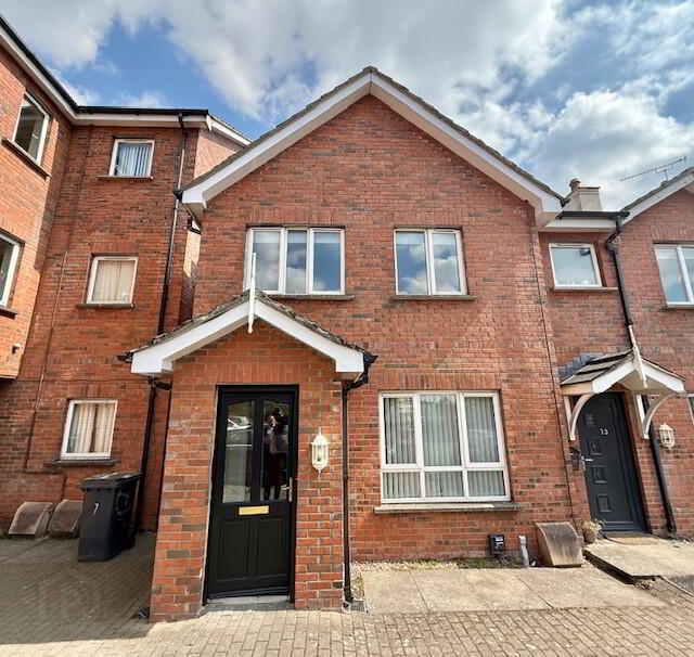 12 The Old Fort, Strathfoyle, Derry