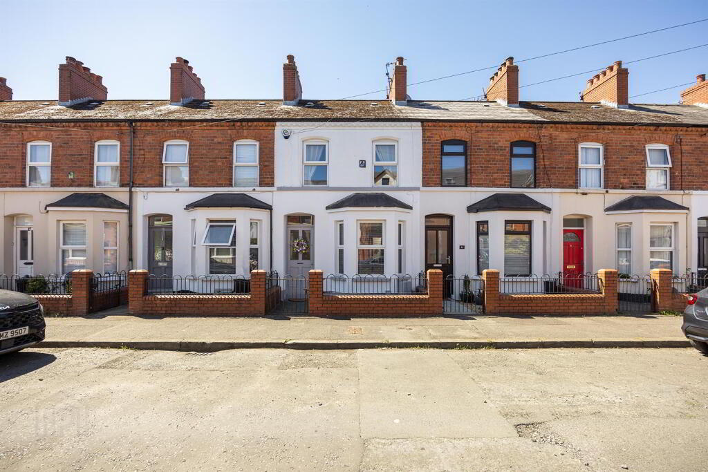 13 Belmont Avenue West, Belfast