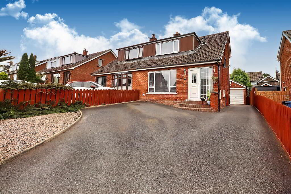 35 Dermott Avenue, Comber, Newtownards