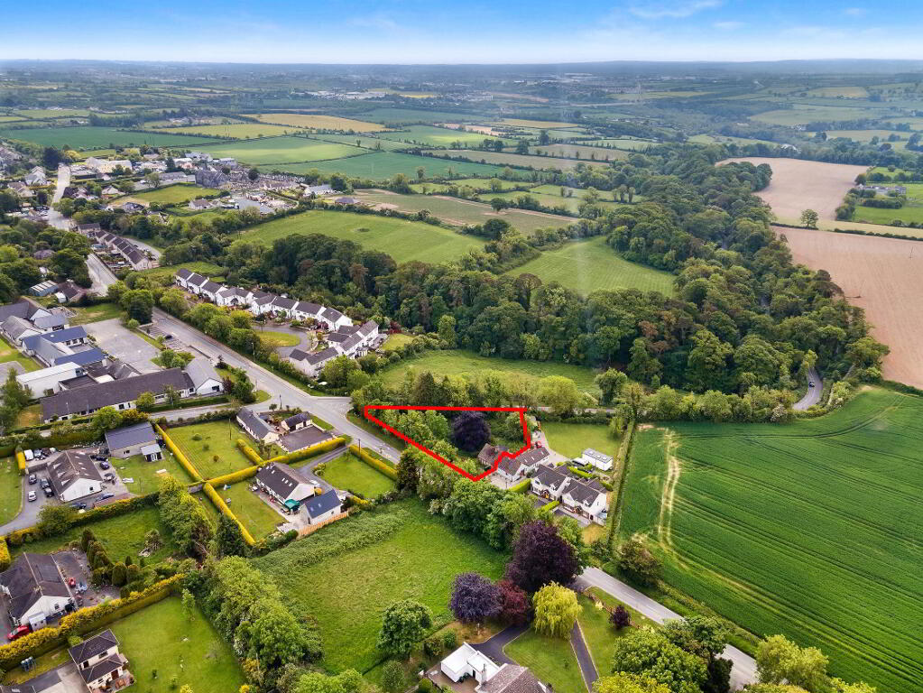 Townley Hall Road, Tullyallen