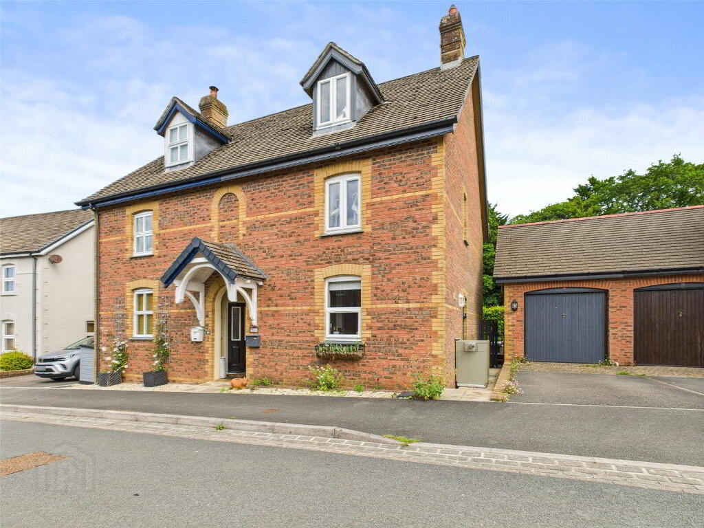 Holsworthy, EX22 6FE