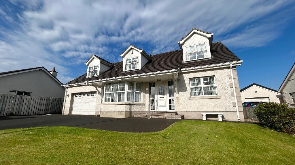 8 Greystone Park, Coleraine