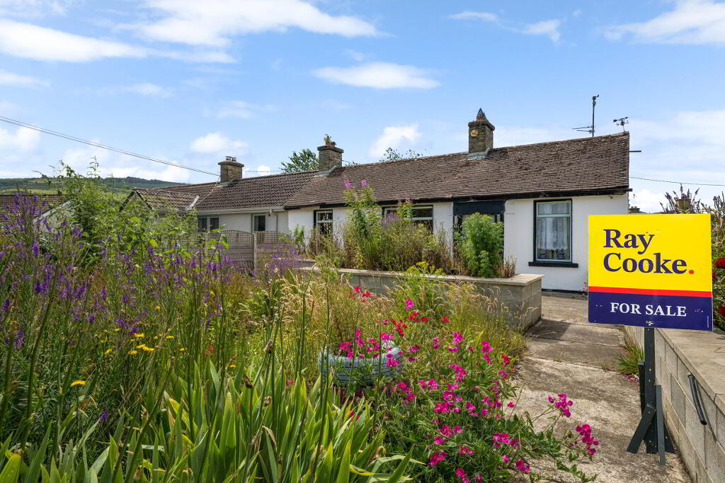 21 Old Court Cottages, Ballycullen, Dublin