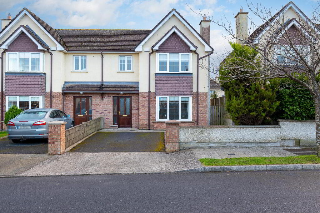 73 Feltham Hall, Blackbog Road