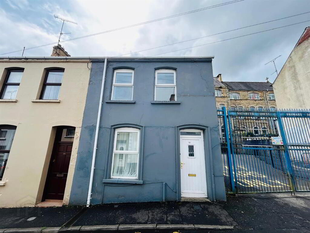 12 Miller Street, Derry