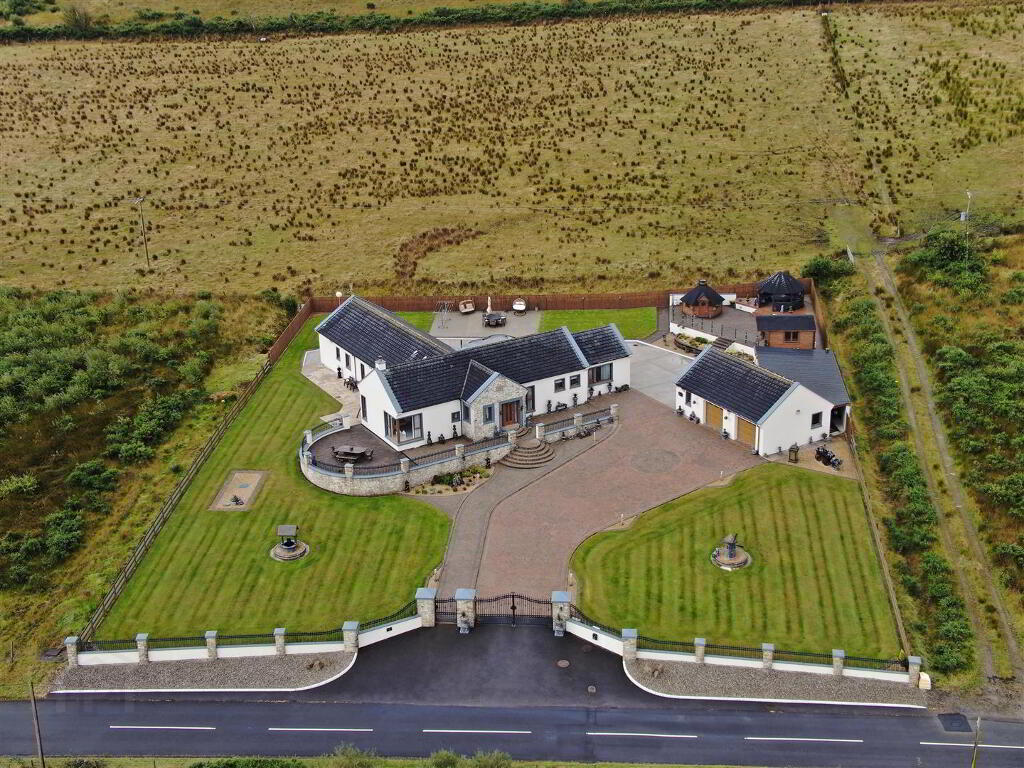 151 Carnamuff Road Ballykelly, Limavady