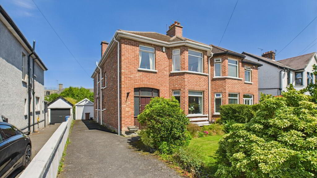 19 Moira Park, Bangor