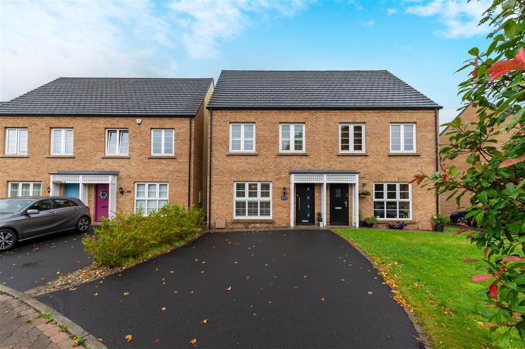 5 Eaton Court, Derriaghy, Belfast