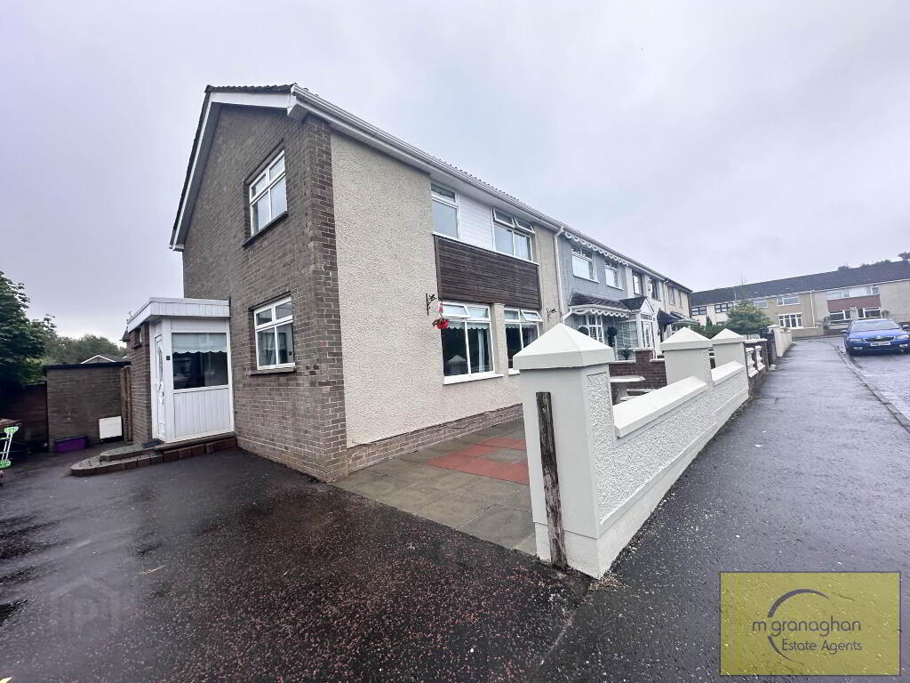 9 Glasvey Park Dunmurry, Belfast