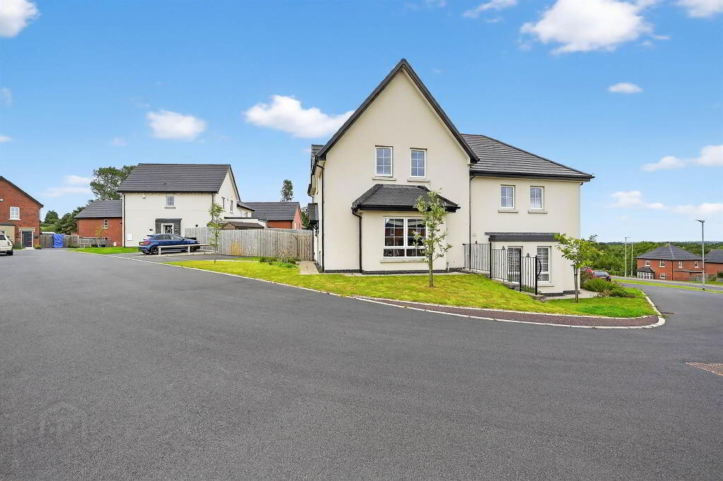 10 Millmount Quarry View, Dundonald, Belfast