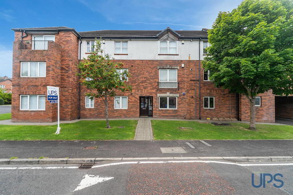 Apt 11, 15 St. Annes Road, Blacks Road, Belfast