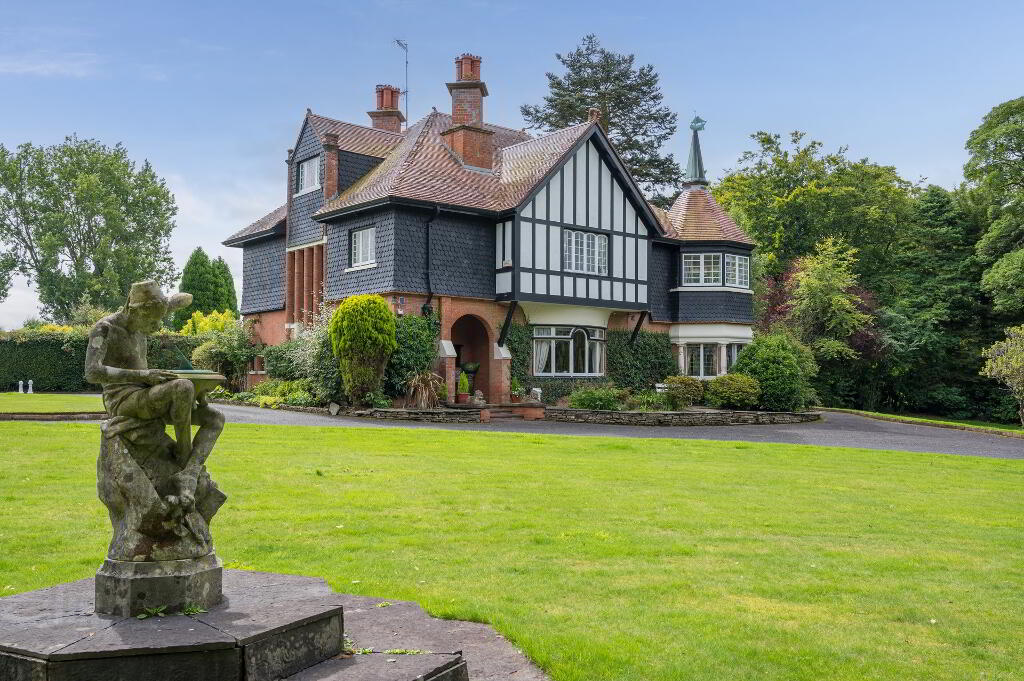 Red Dyke, 110 Galgorm Road, Ballymena