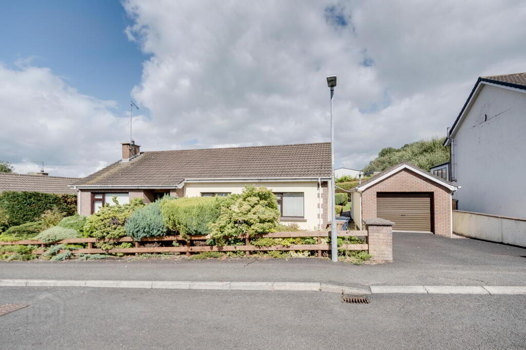 12 Fairlea Heights, Moneymore