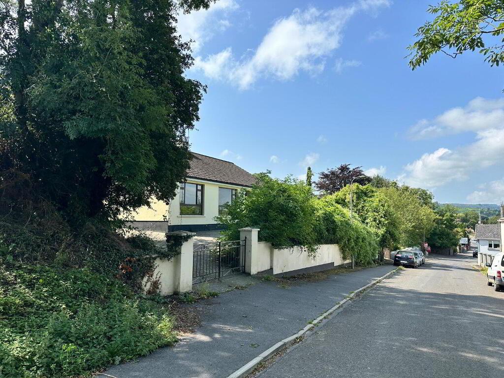 Hill Road, Kilmoganny