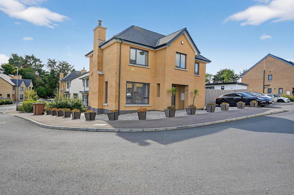 20 Crawfords Farm Grove, Bangor