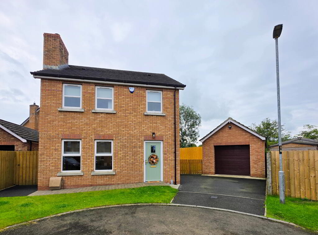 25 Bann Meadows, Ballymoney