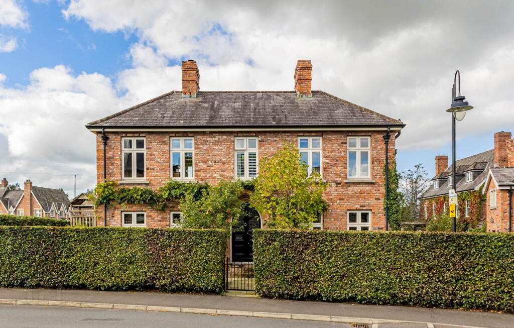 19 Governors Bridge Road, Hillsborough