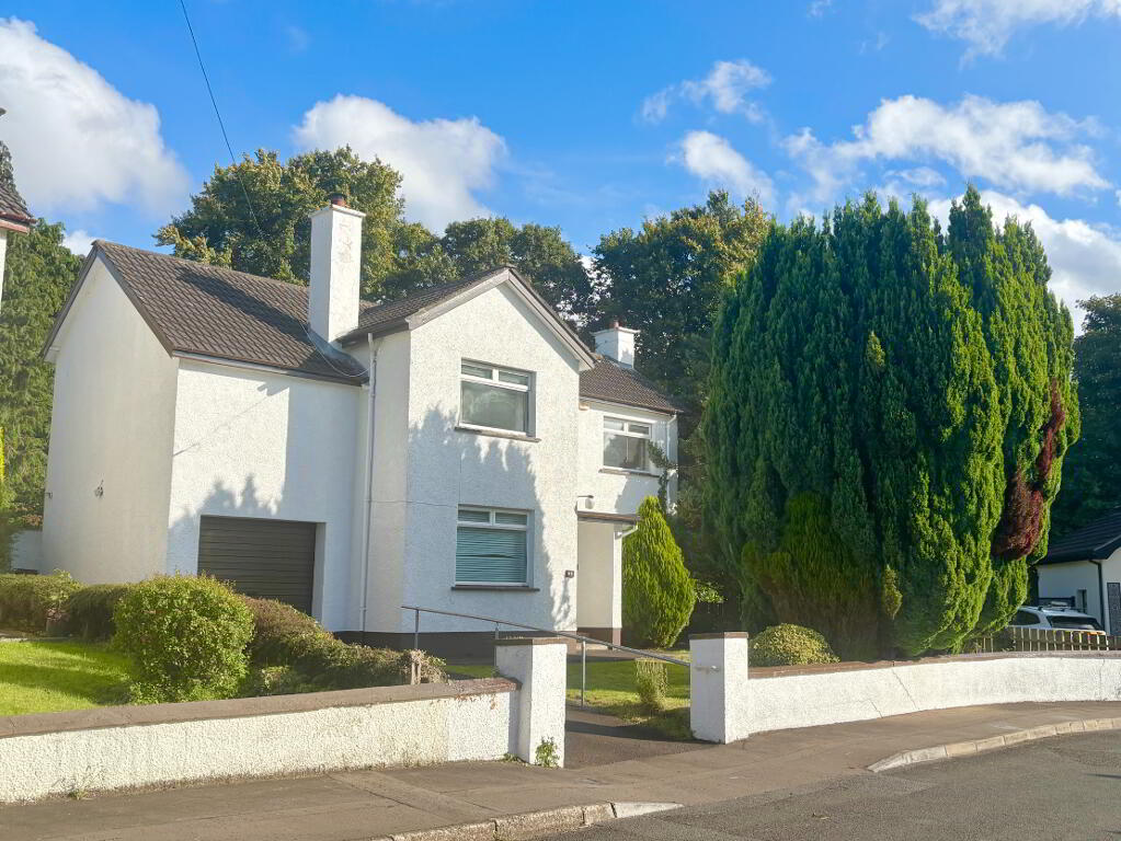 43 Tullymore Park, Ballymena