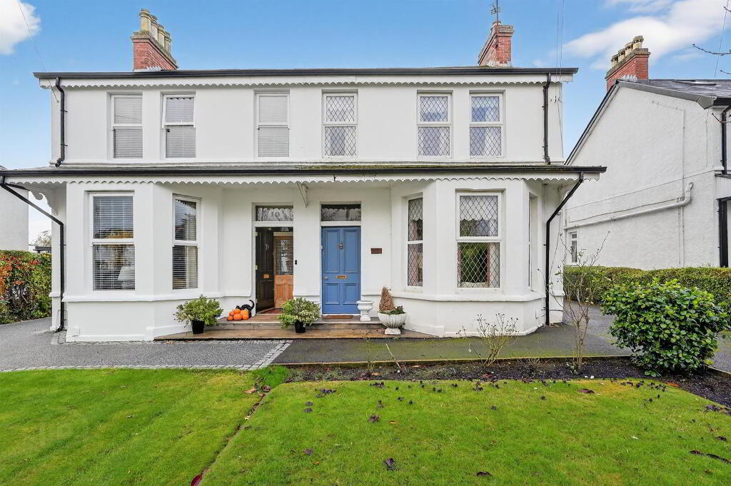 12 Finaghy Park Central, Belfast