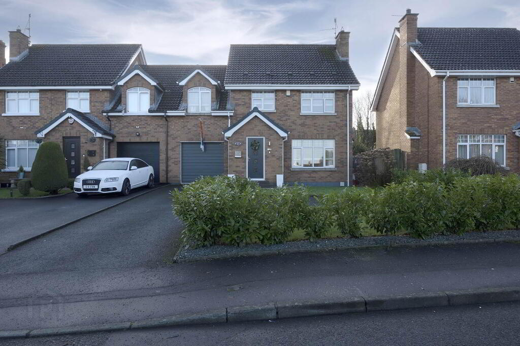 2 Headington Drive, Craigavon