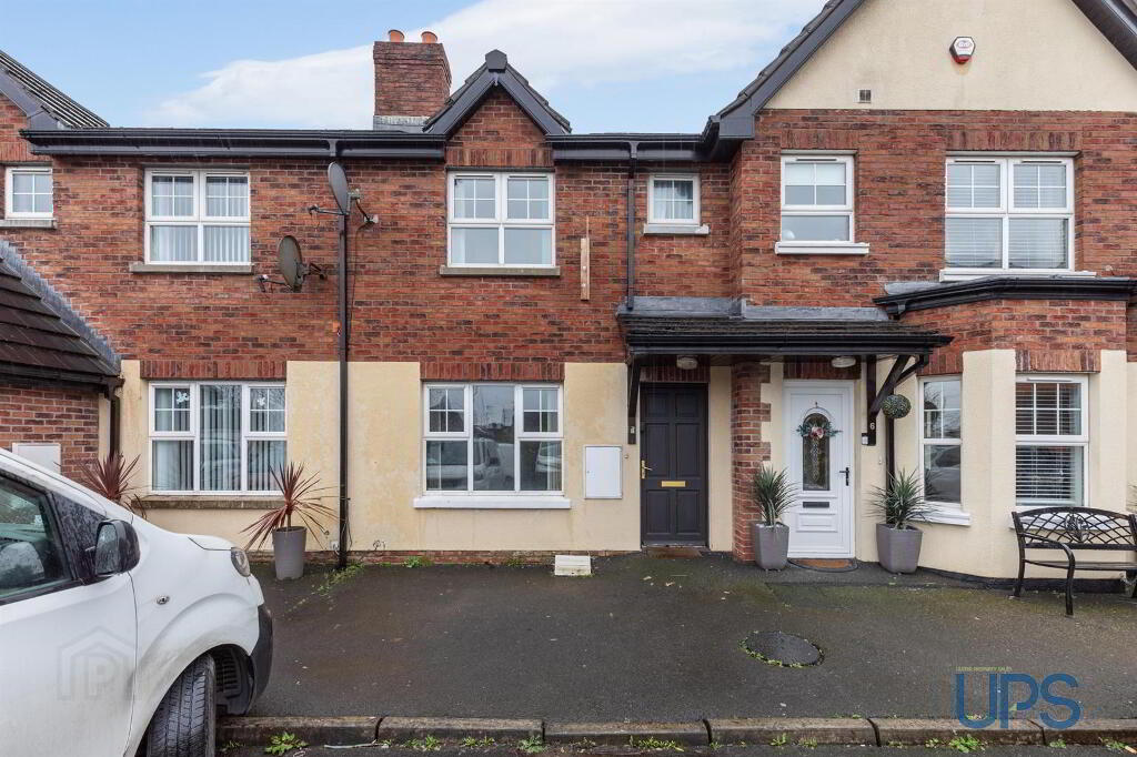 5 Dunmurry Close, Belfast