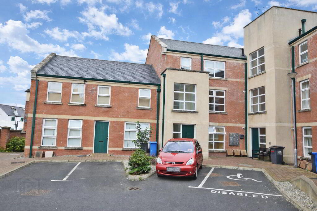 27 Irish Society Court, Coleraine