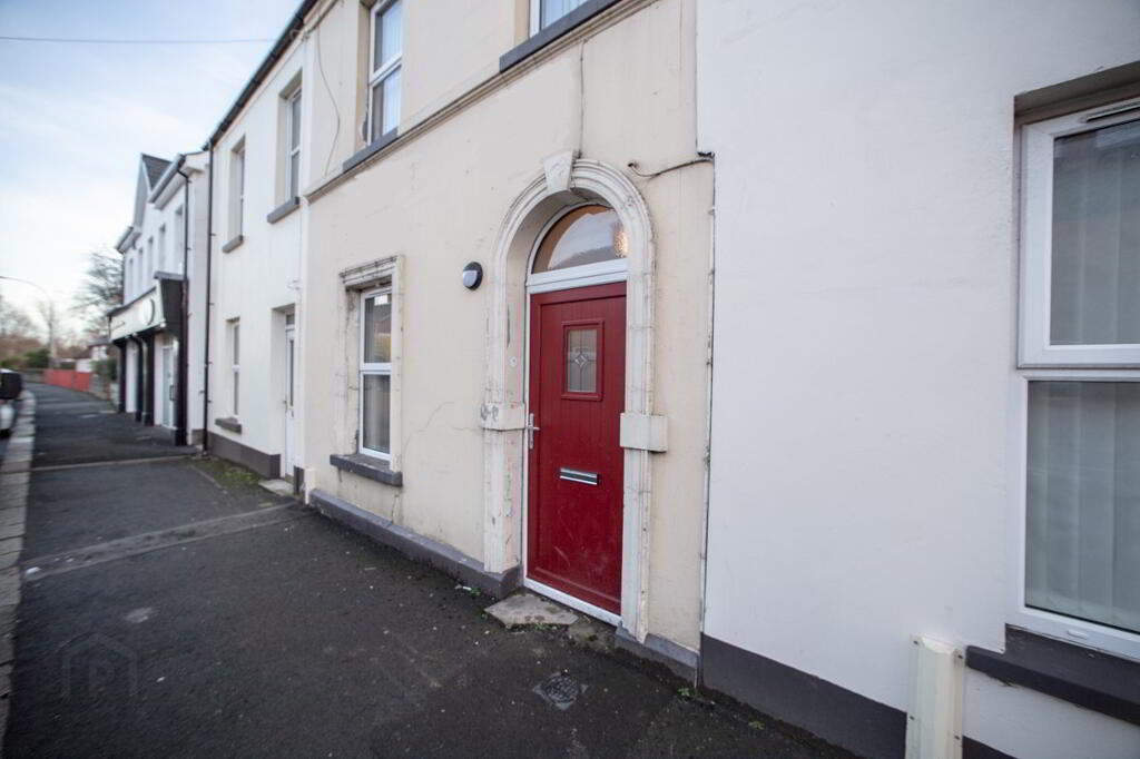 15 Railway Street, Armagh