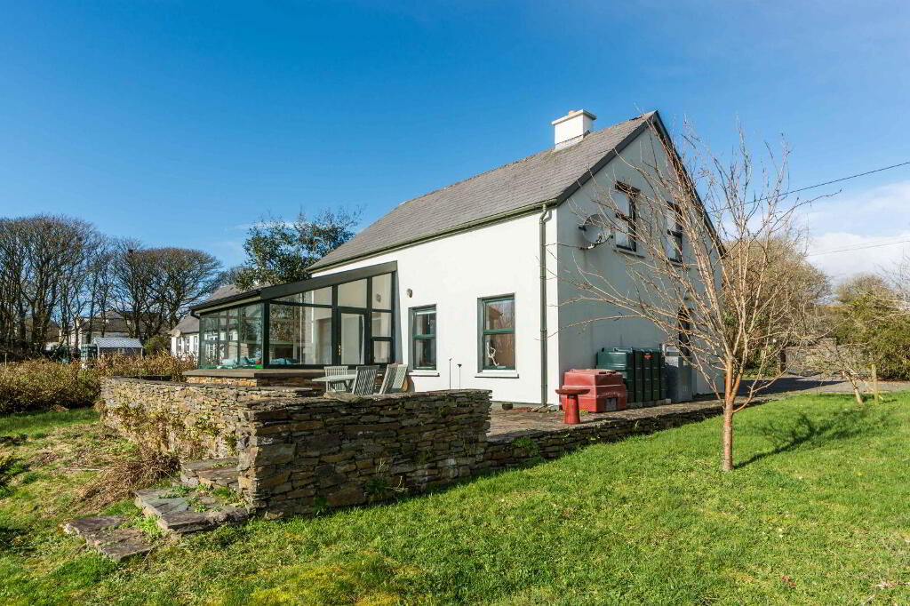 The Brambles, Derreennatra, Rossbrin, Rossbrin