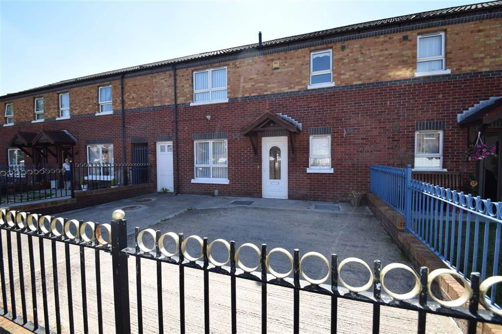 20 Beechmount Gardens, Belfast