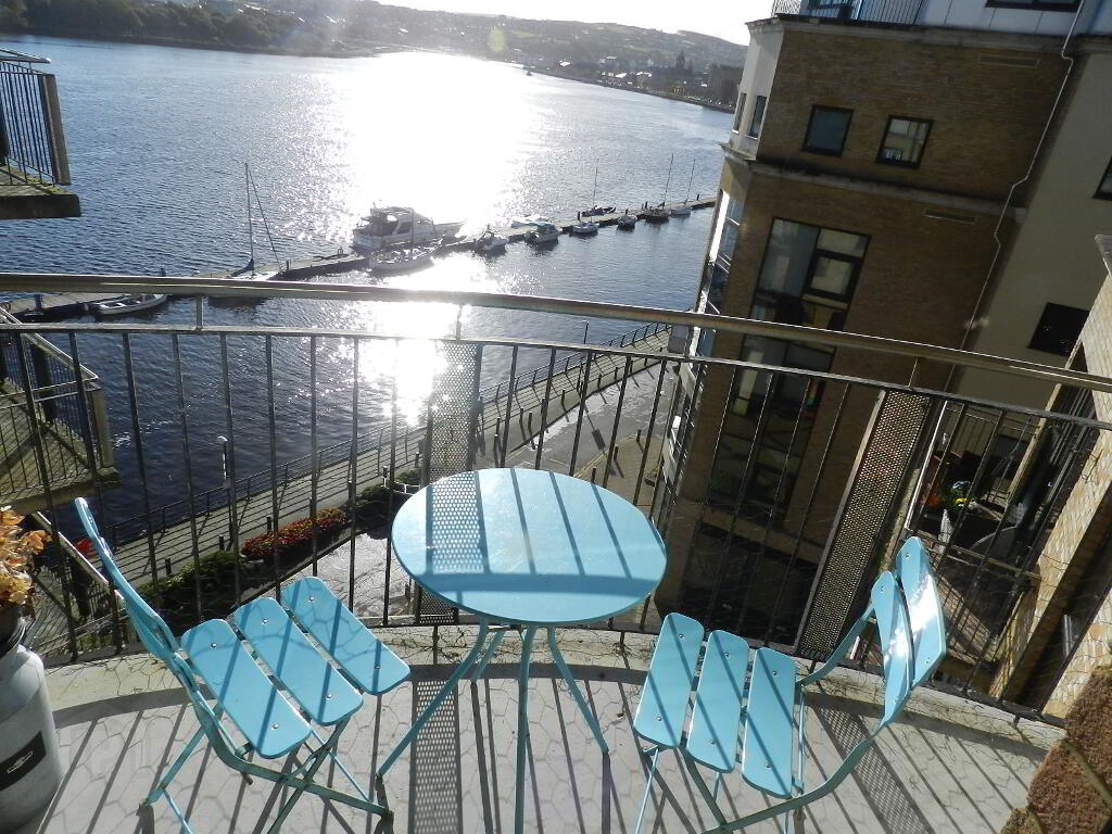 Clipper Quay Riverfront Apartments, Derry