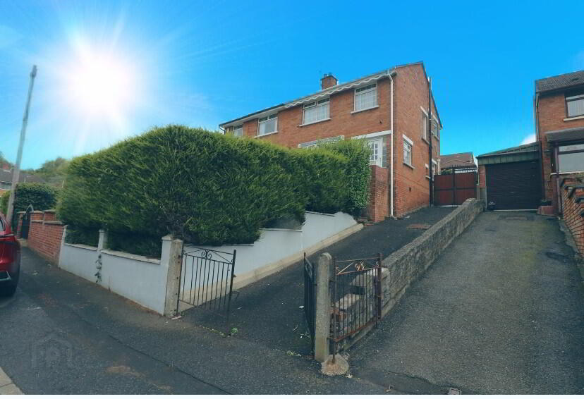 67 Springfield Park, Belfast