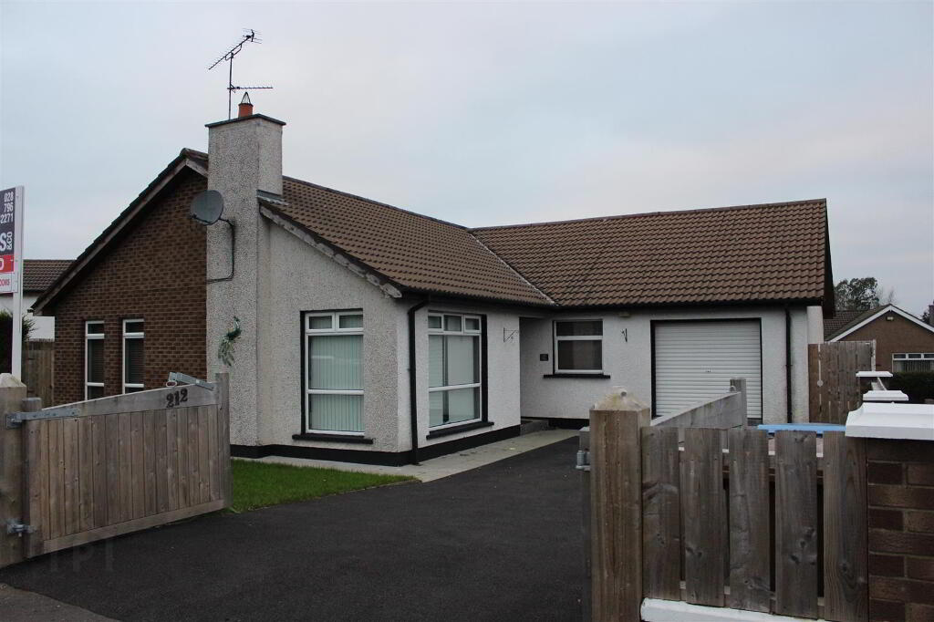 212 Castle Park, Limavady
