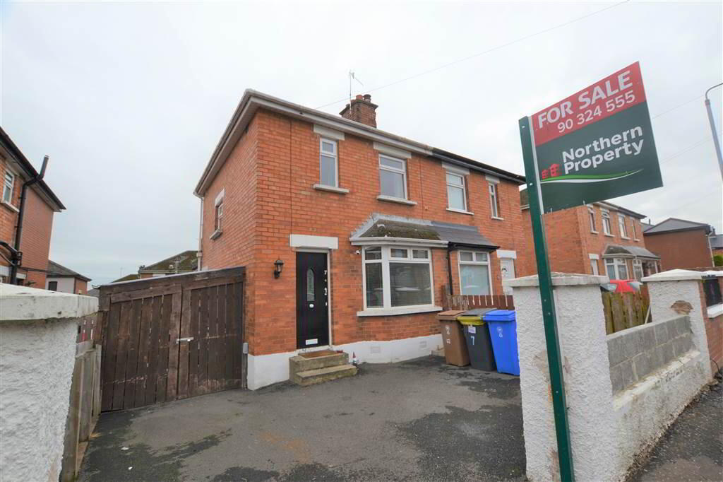 7 Andersonstown Gardens, Belfast