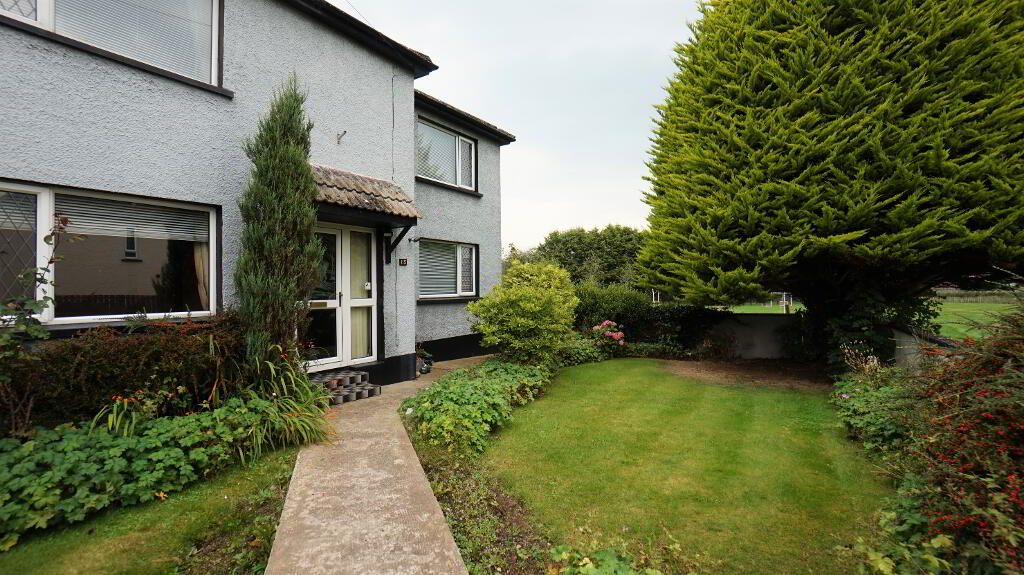 65 Clarendon Park, Magheralin