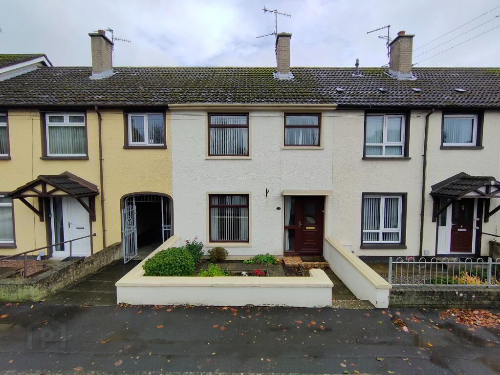 15 Ballymore Road, Tandragee
