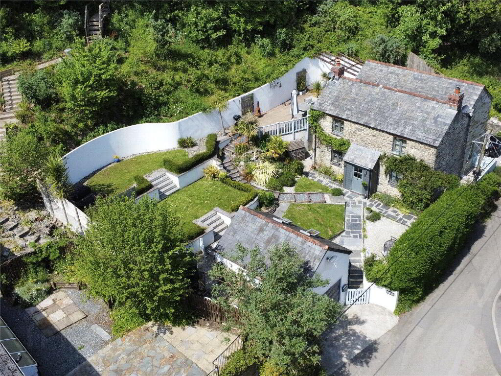 Wadebridge, PL27 6AL