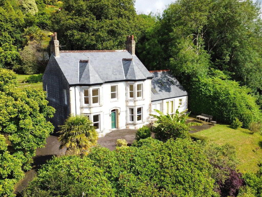 Lostwithiel, PL22 0EE