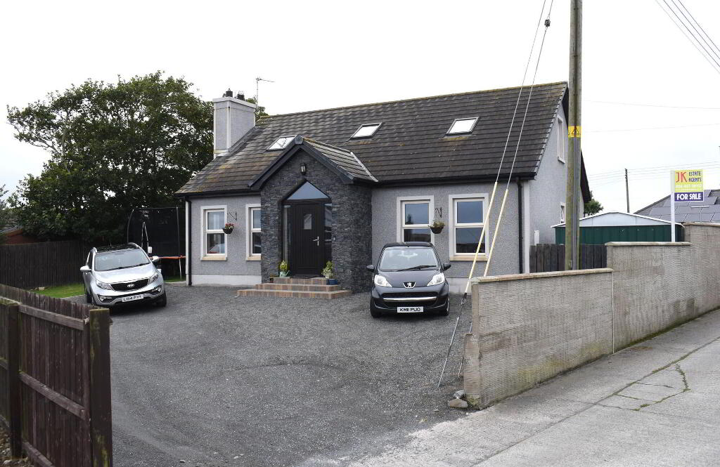 55f Main Road, Cloughey