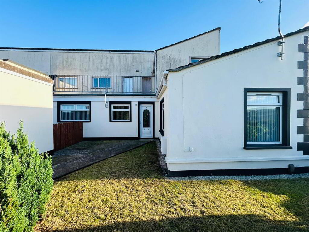 16 Derryview Terrace, Derry