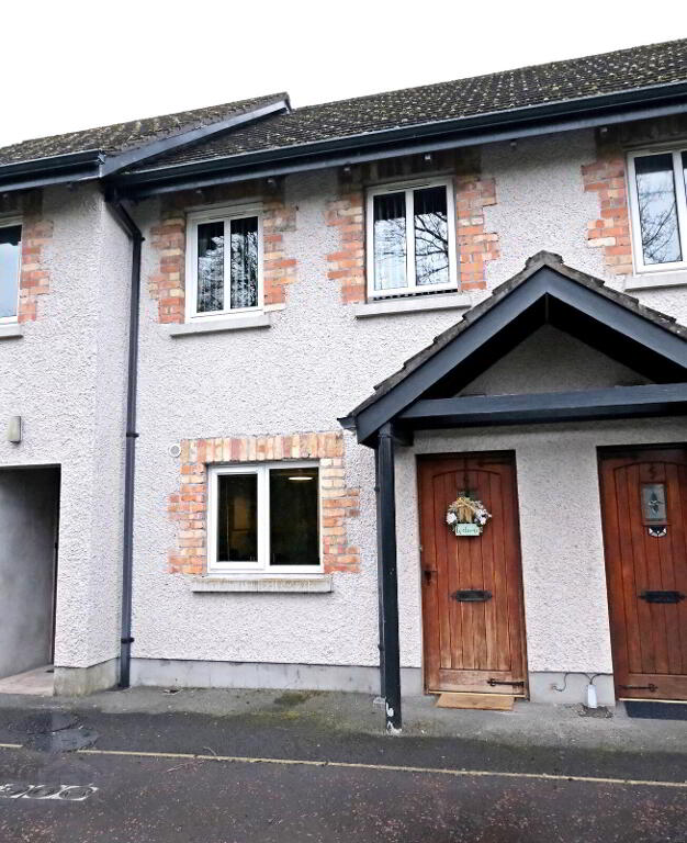 6 Sunnyside Court, Enniskillen
