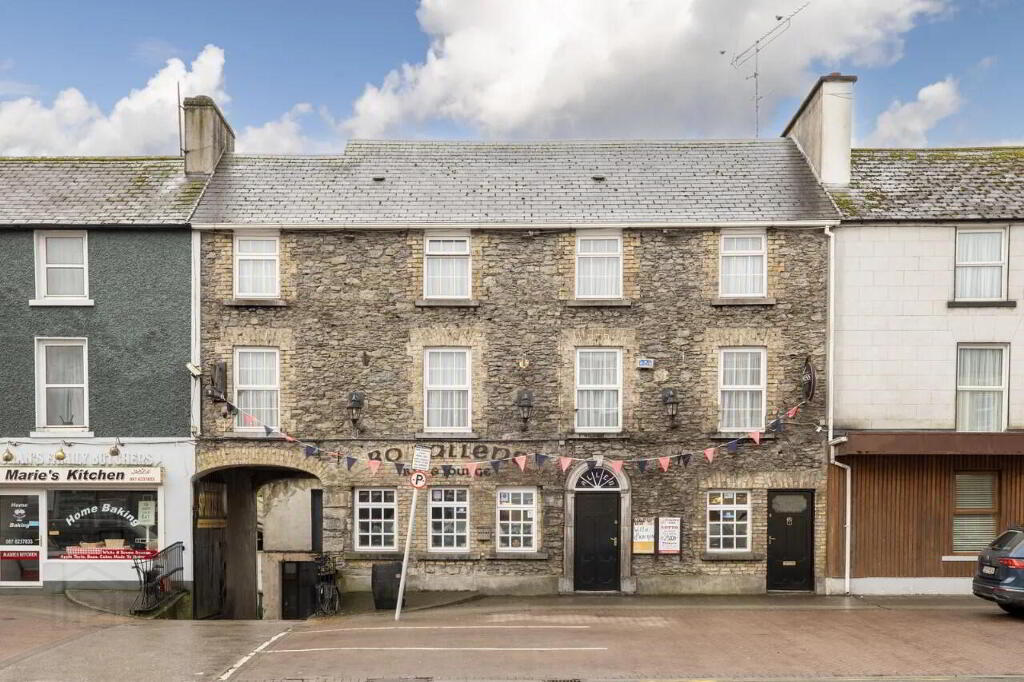 Bo Allens, Main St, Moate Bo Allens, Main St, Moate
