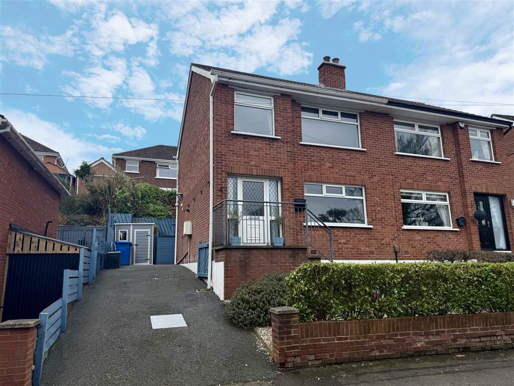 4 Castlemore Park Castlereagh, Belfast